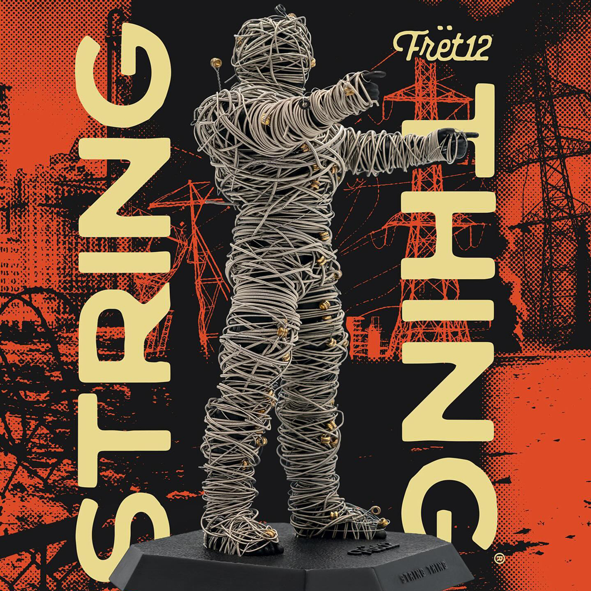 FRET12 The String Thing | Ausstaffiert