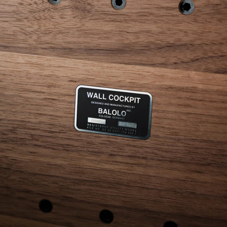 BALOLO Wall Cockpit | Ausstaffiert